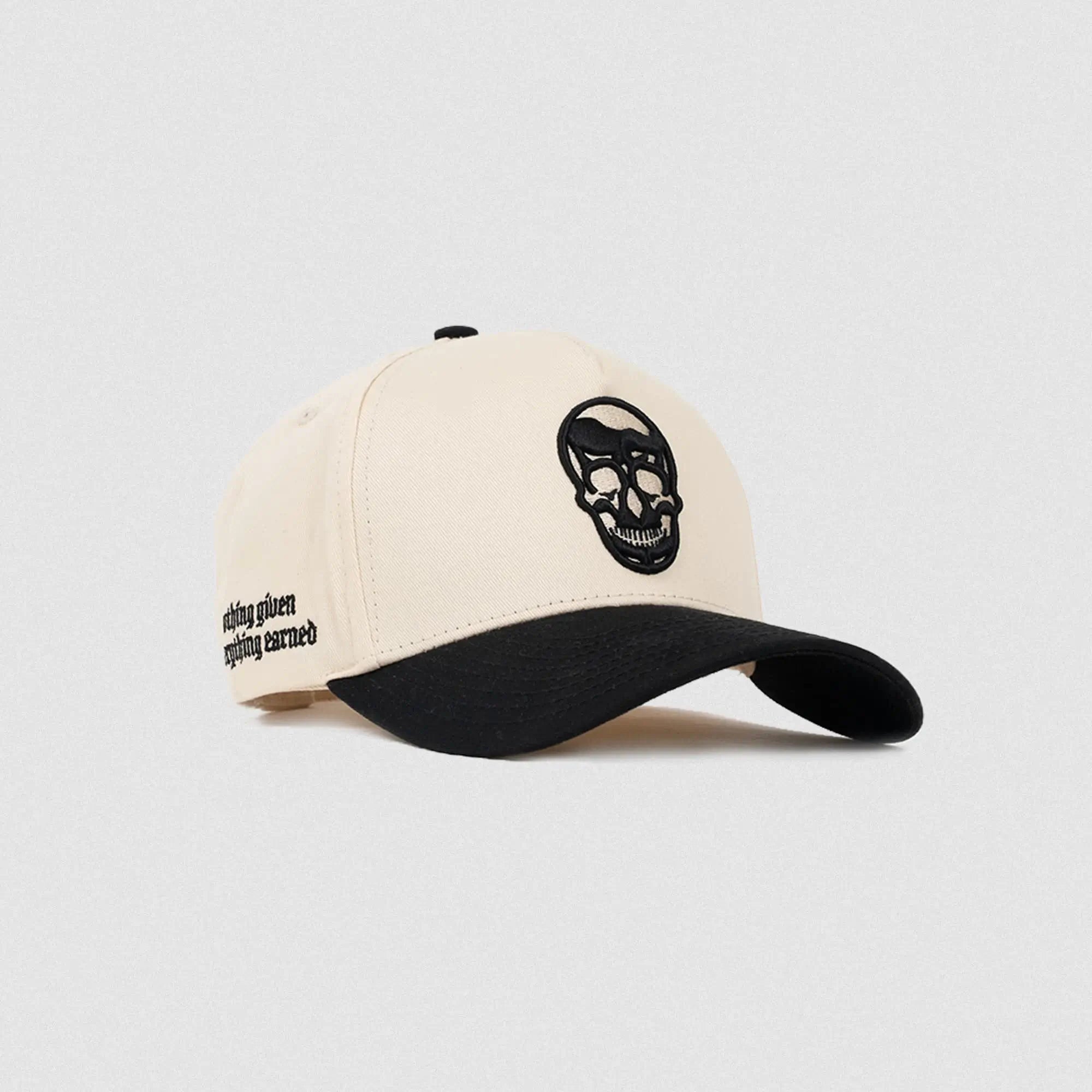 5-Panel Skull Hat - Cream/Black